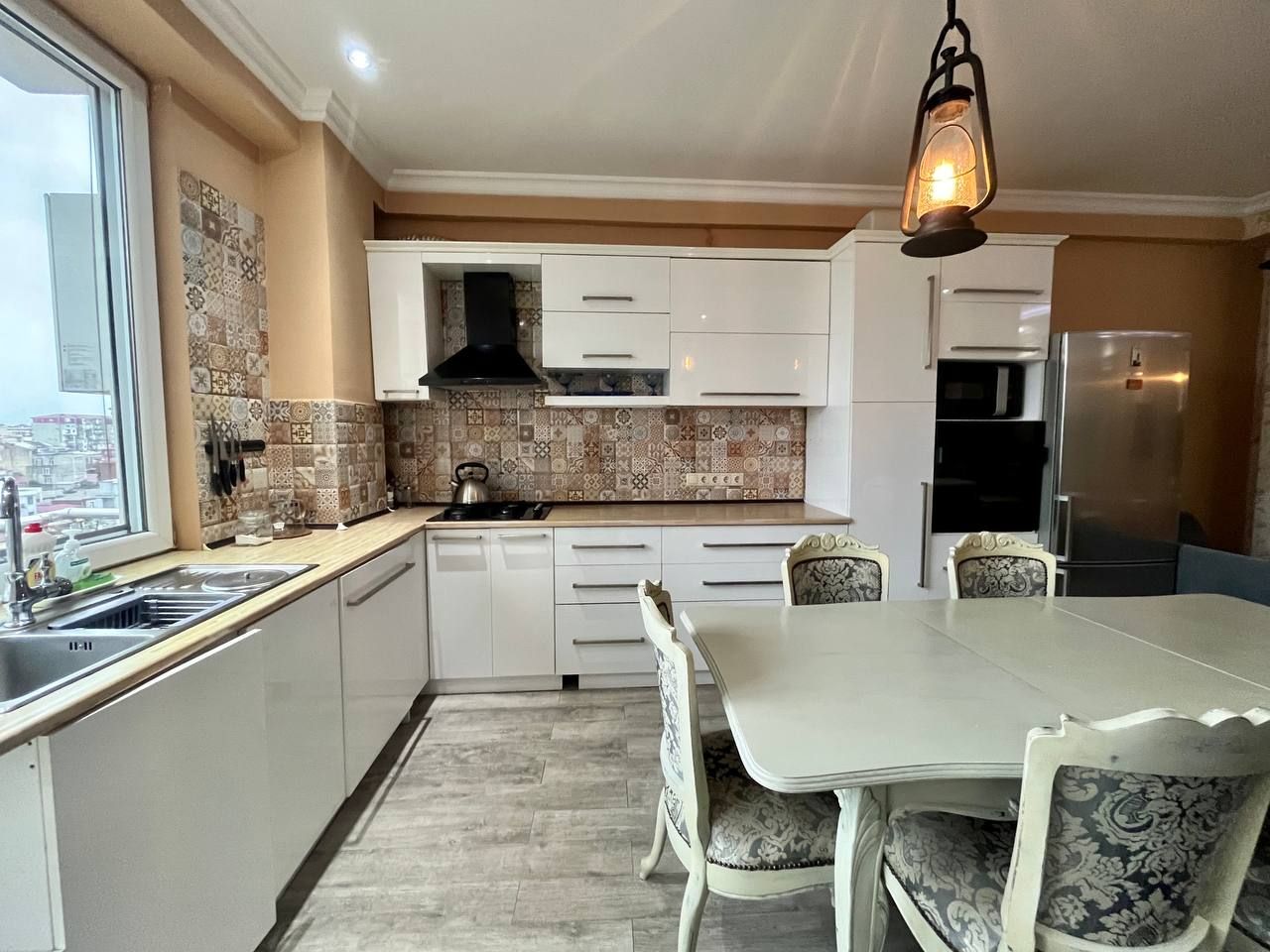 Купить квартиру в Батуми, Грузия - цена 10 838 696 рублей, 86 м², 3 ...