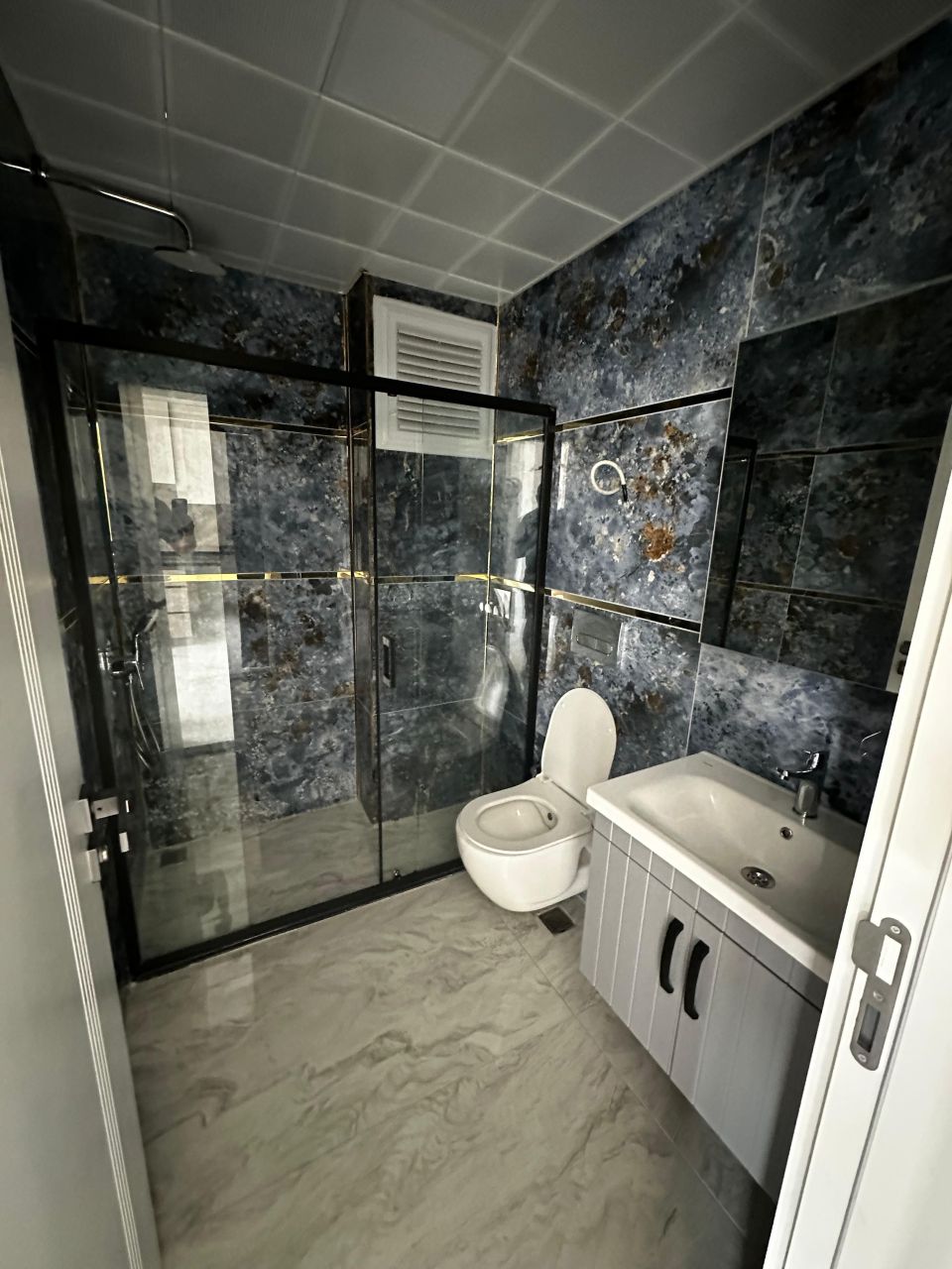 Купить квартиру в Алании, Турция - цена 6 283 016 рублей, 50 м², 2 ...